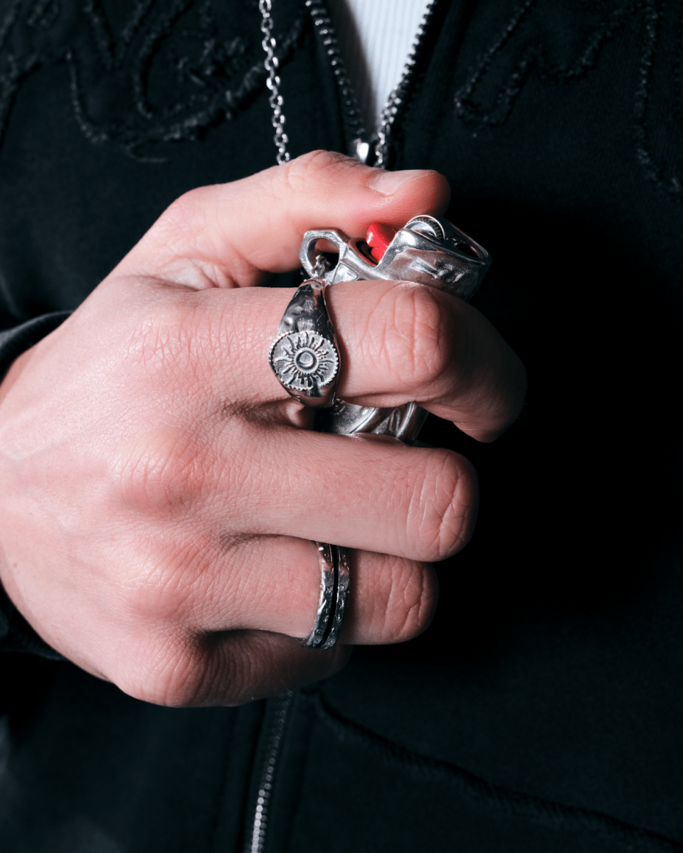 LINE RING - BLACK – FRAGMENT STUDIO